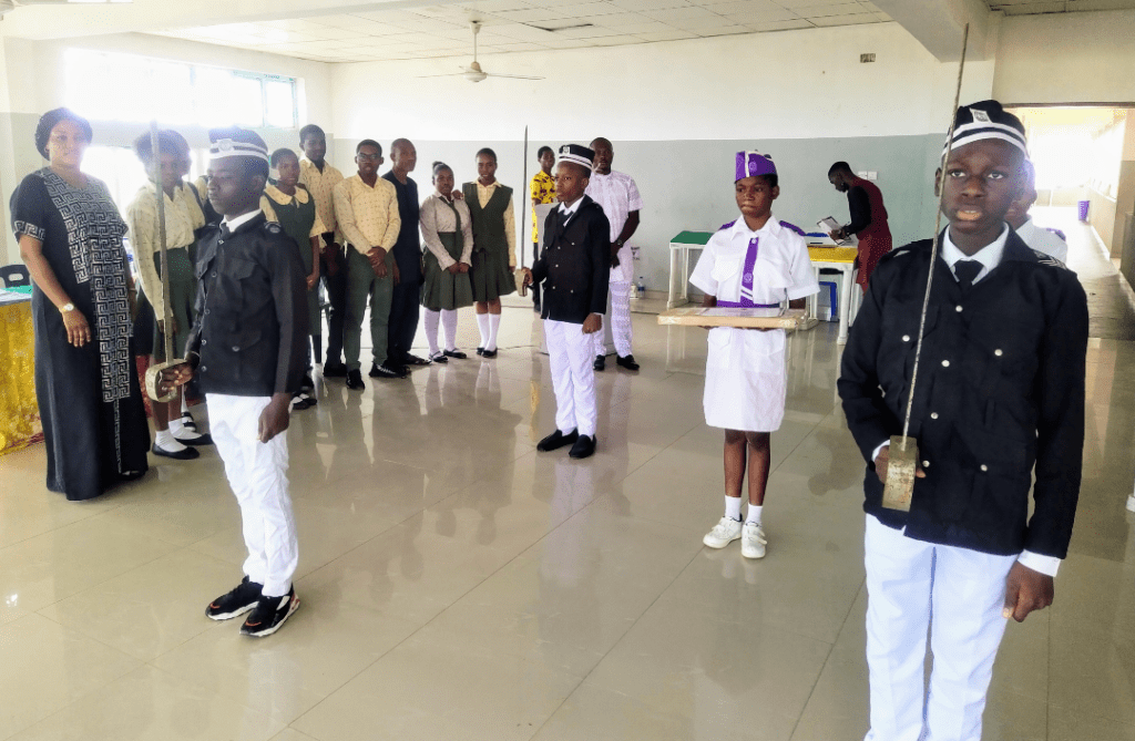 SEN SEYE OGUNLEWE PRINCESS FOLASHADE OBA & MKO AROWOLO INSPIRE STUDENTS ...