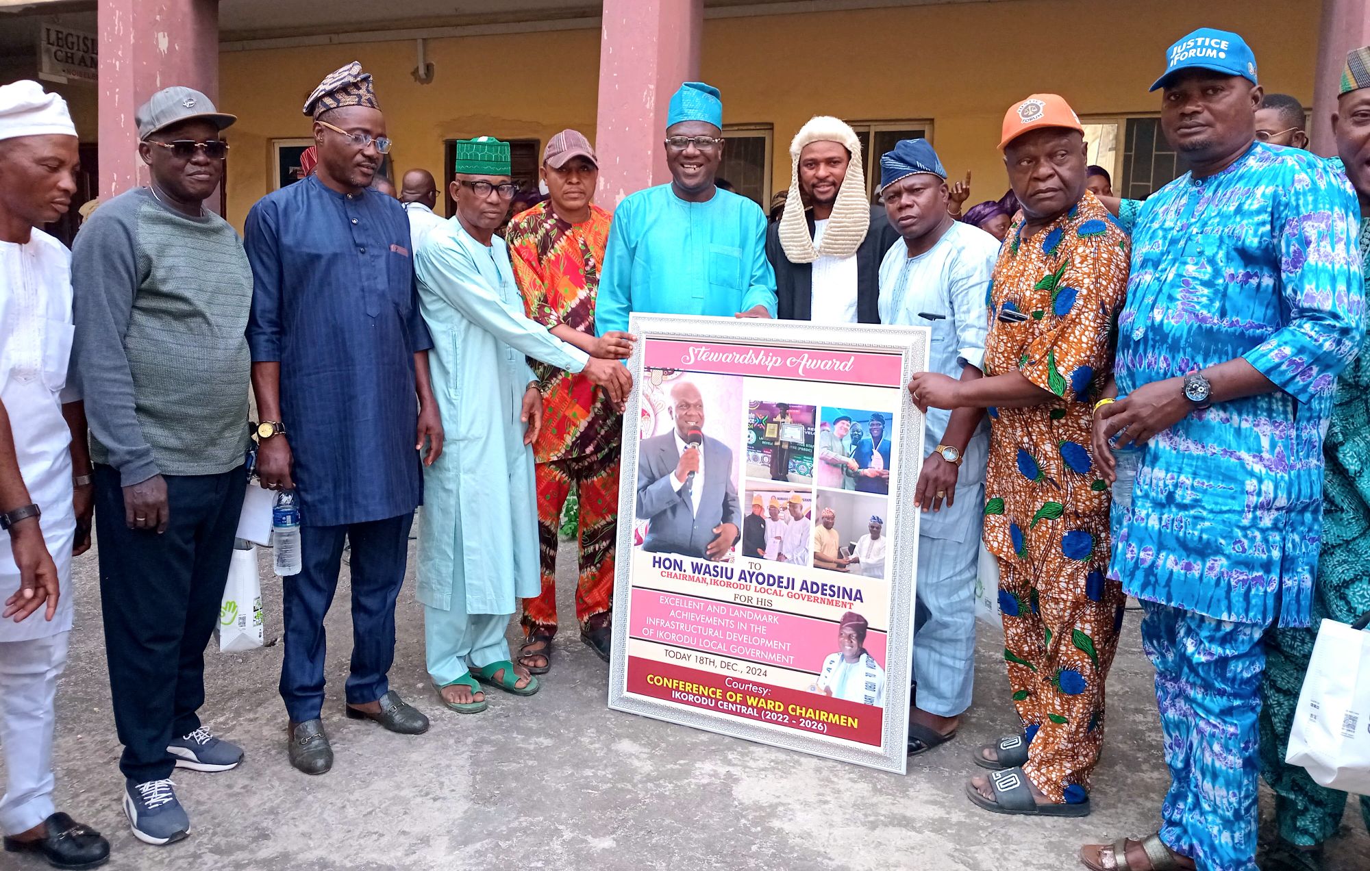 IKORODU CENTRAL WARD CHAIRMEN CELEBRATE HON. WASIU ADESINA WITH ...