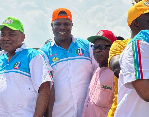 HON. ABIMBOLA OWOMILOWOMI MOBILIZES GRASSROOTS SUPPORT FOR APC ...